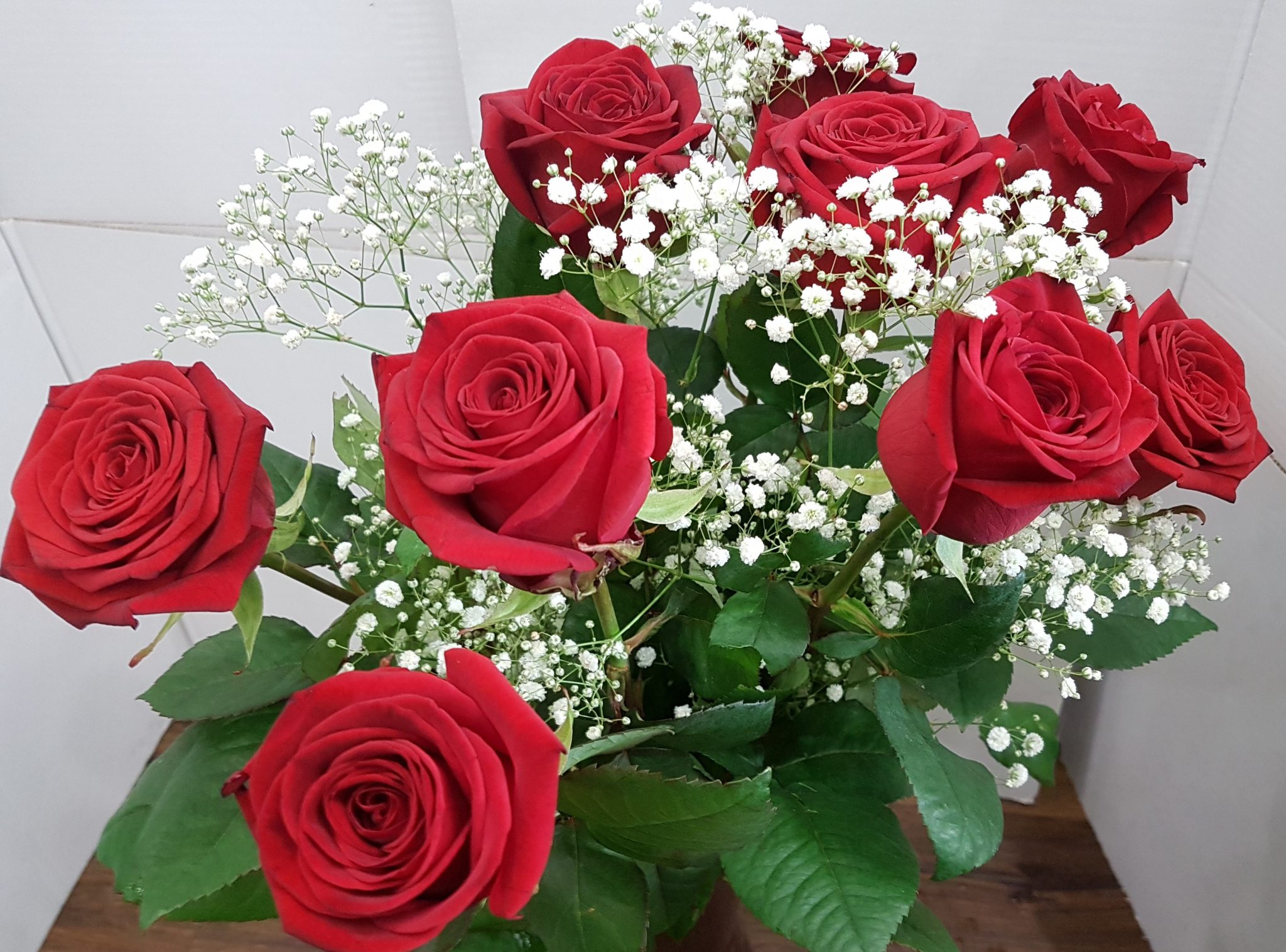 Bouquet grande rose rouge gypsophille – Floréal